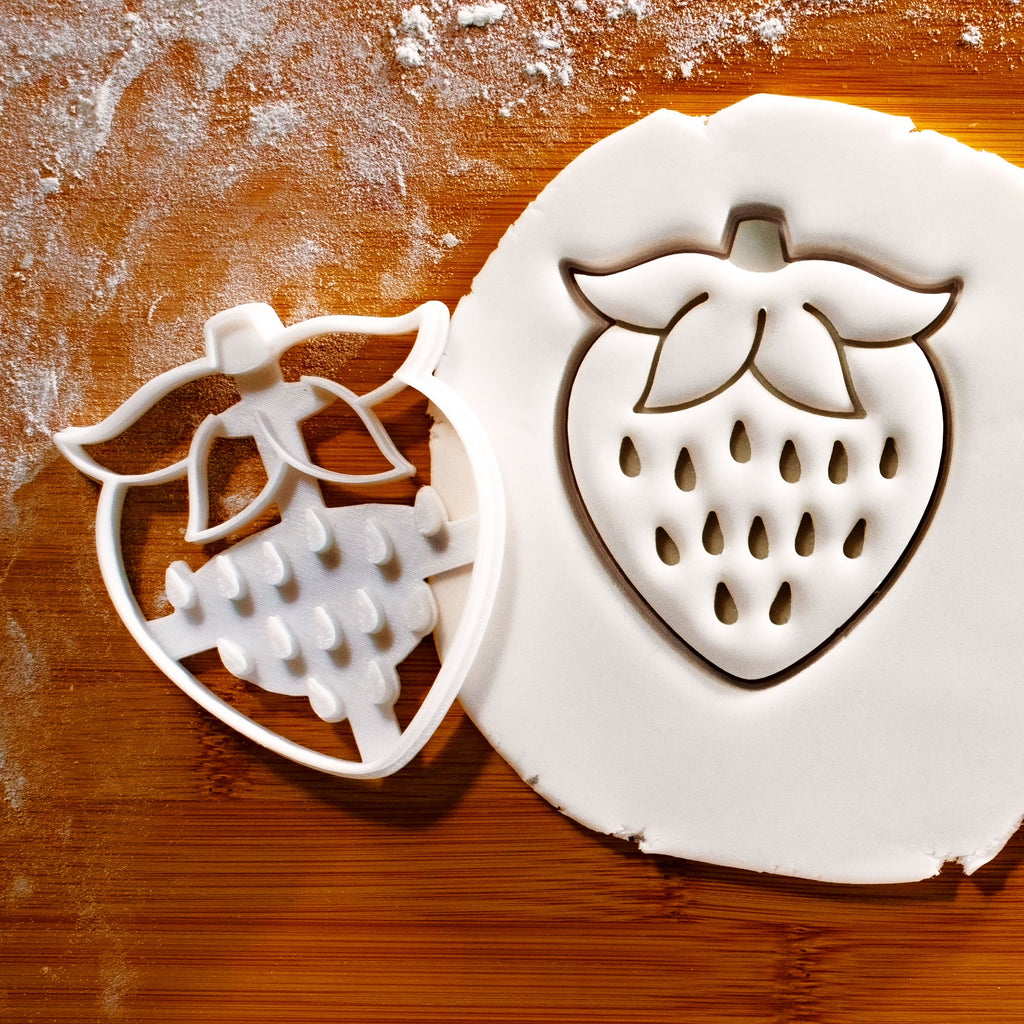 Strawberry Cookie Cutter – Bakerlogy