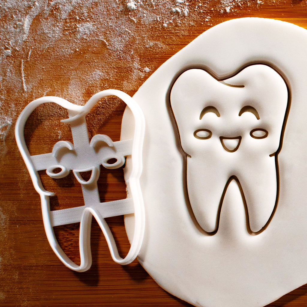 Happy Tooth Cookie Cutter – Bakerlogy