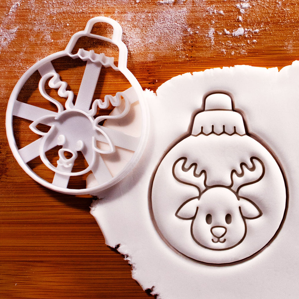 Reindeer Bauble Cookie Cutter – Christmas Ornament Baking Fun – Bakerlogy