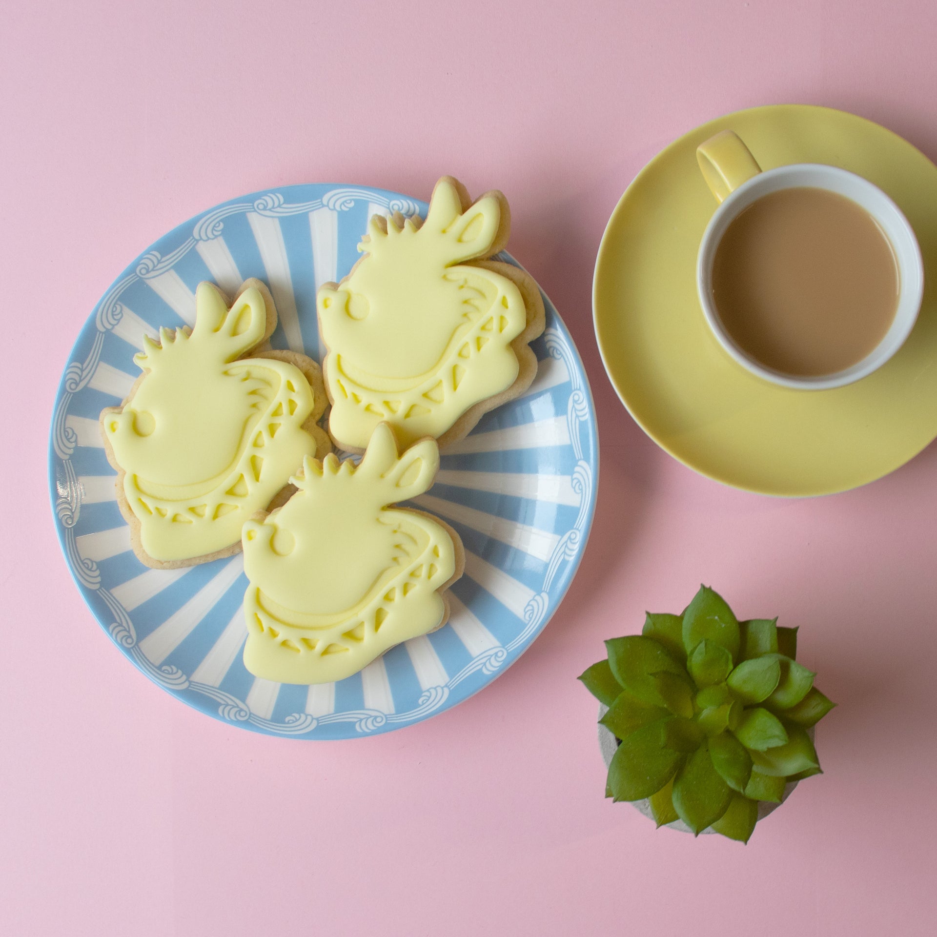 White Rabbit Cookie Cutter – Bakerlogy