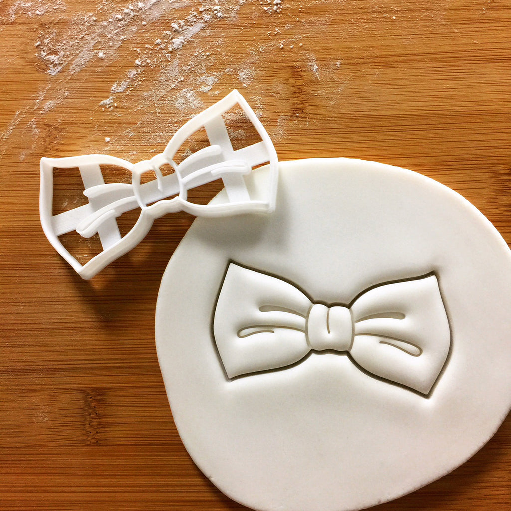 Gentleman Bow Tie Cookie Cutter – Bakerlogy