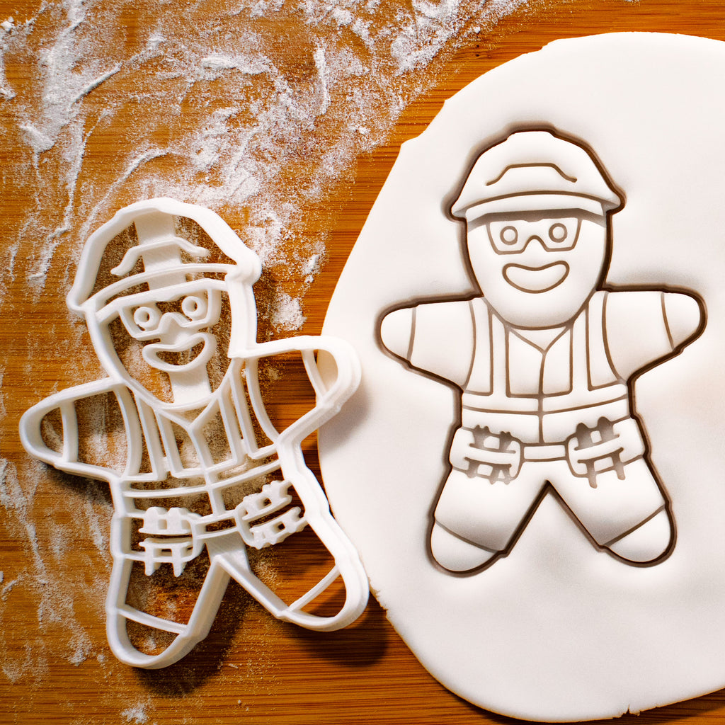 Gingerbread Construction Worker Cookie Cutter – Bakerlogy